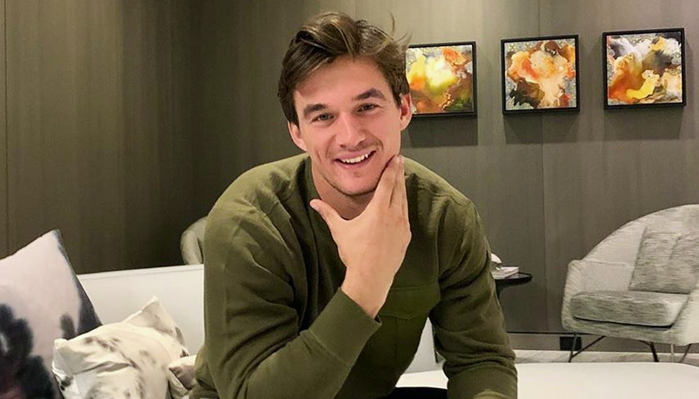 Tyler Cameron shades Jed Wyatt while watching 'The Bachelor Presents ...