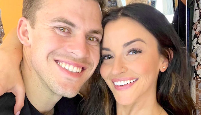 'The Bachelor' alum Tia Booth gets engaged to Taylor Mock at "Bachelor ...