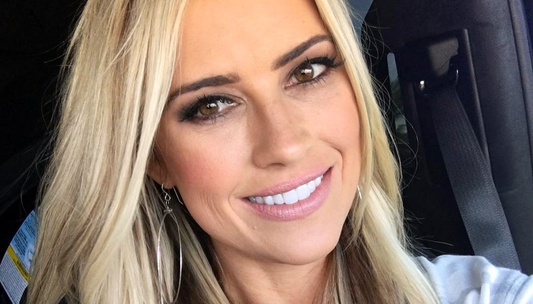 'Flip or Flop' star Christina Hall has mercury and lead poisoning after ...