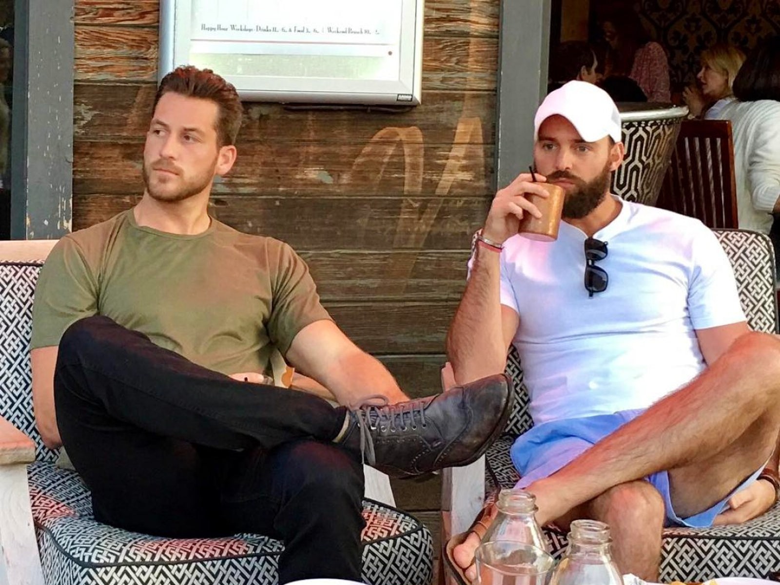 'The Bachelorette' bachelors Robby Hayes and Chase McNary move in to ...
