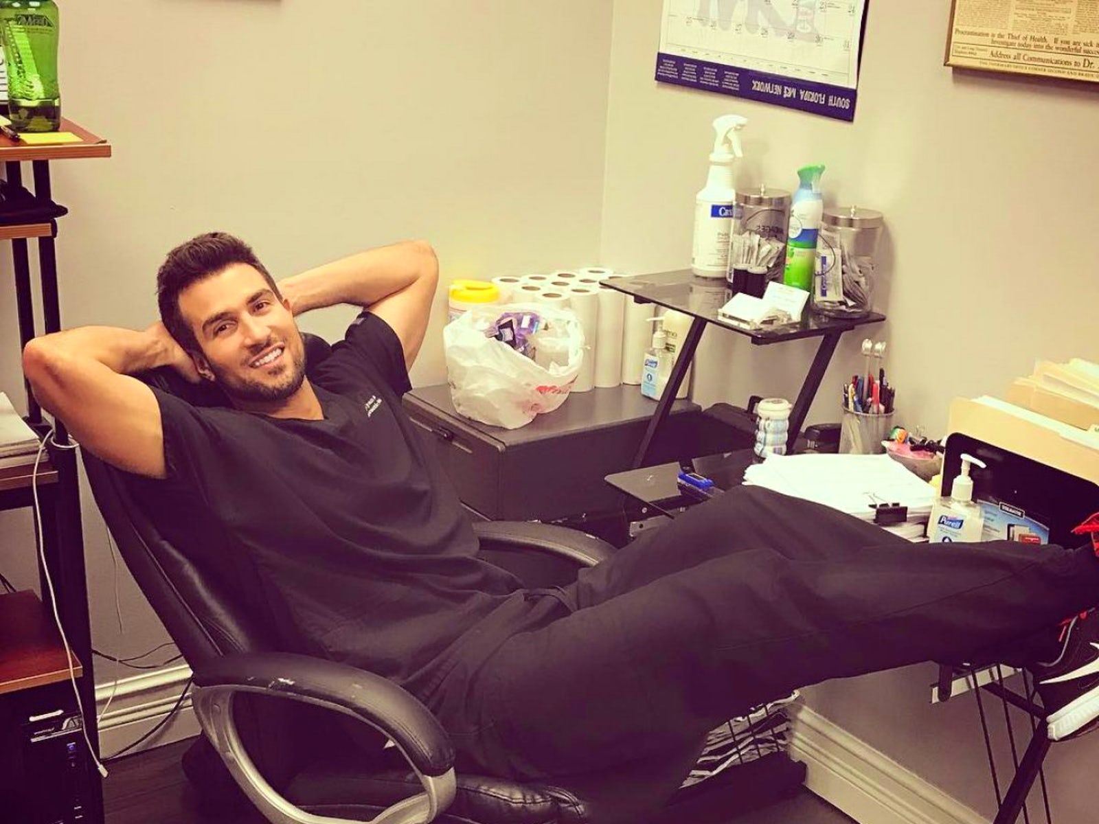 Bryan Abasolo -- 9 things to know about Rachel Lindsay's 'The ...