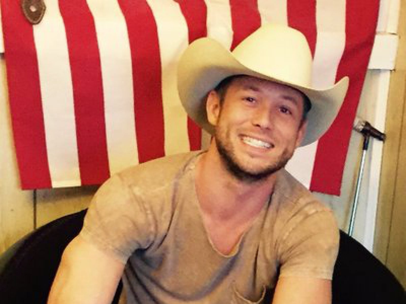 Lee Garrett -- 11 things to know about Rachel Lindsay's 'The ...