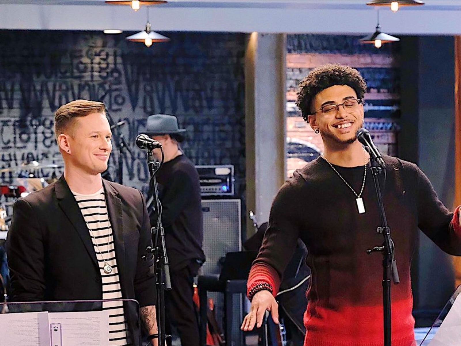 'The Voice' recap: Nine artists advance in Battles including Andrew ...