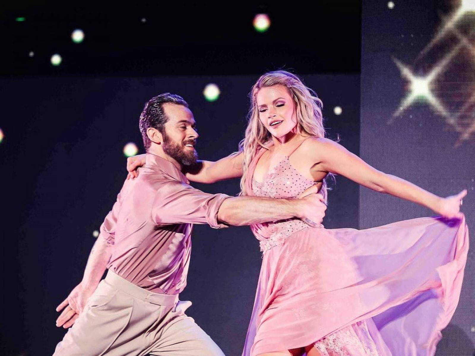 'Dancing with the Stars' returning on Mondays this fall, feature ...