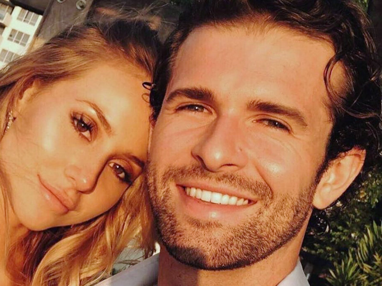 'The Bachelorette's Jed Wyatt goes Instagram official with new ...