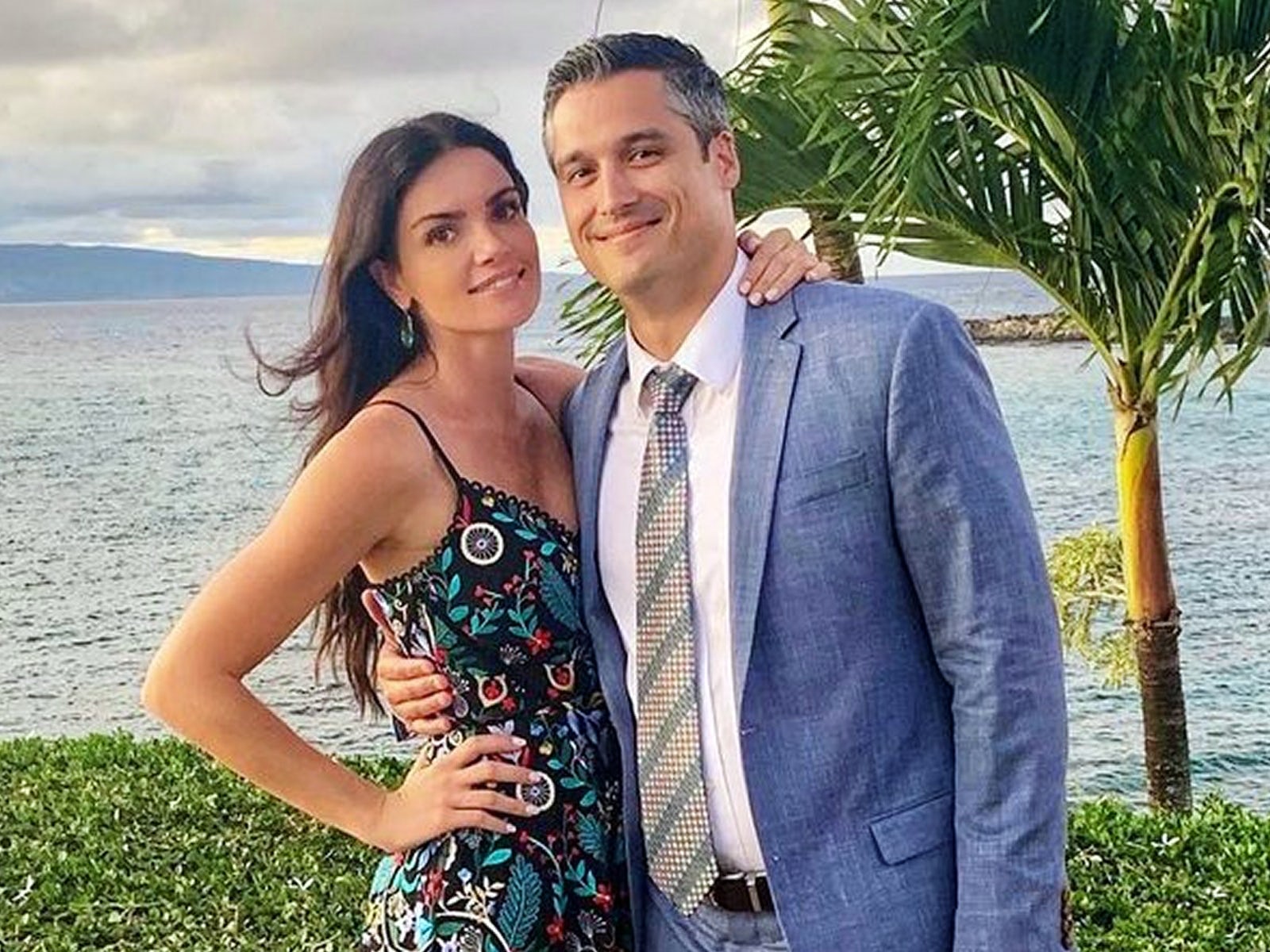 'The Bachelor' alum Courtney Robertson marries Humberto Preciado in ...