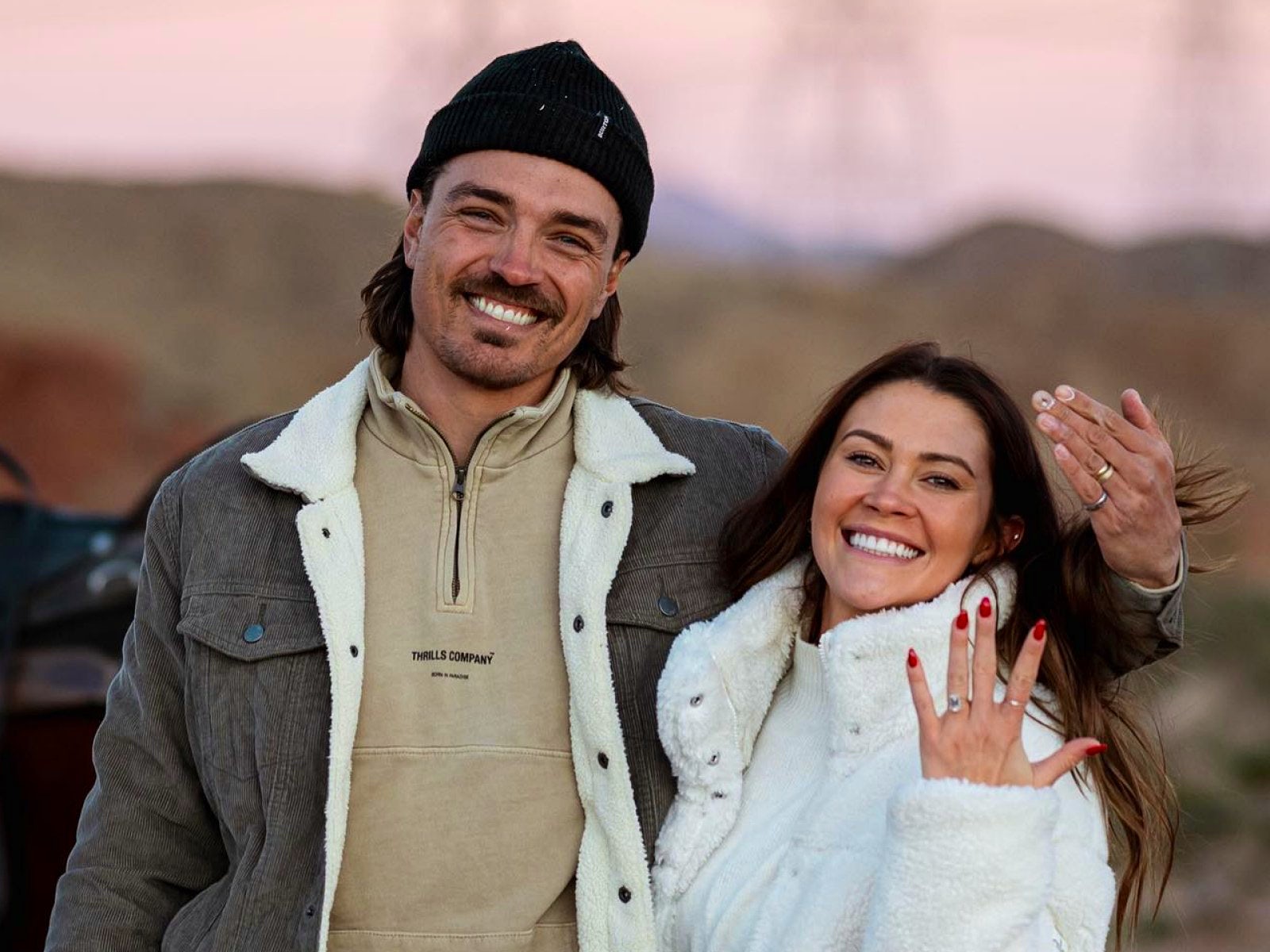 'Bachelor in Paradise' alum Caelynn Miller-Keyes proposes to Dean ...