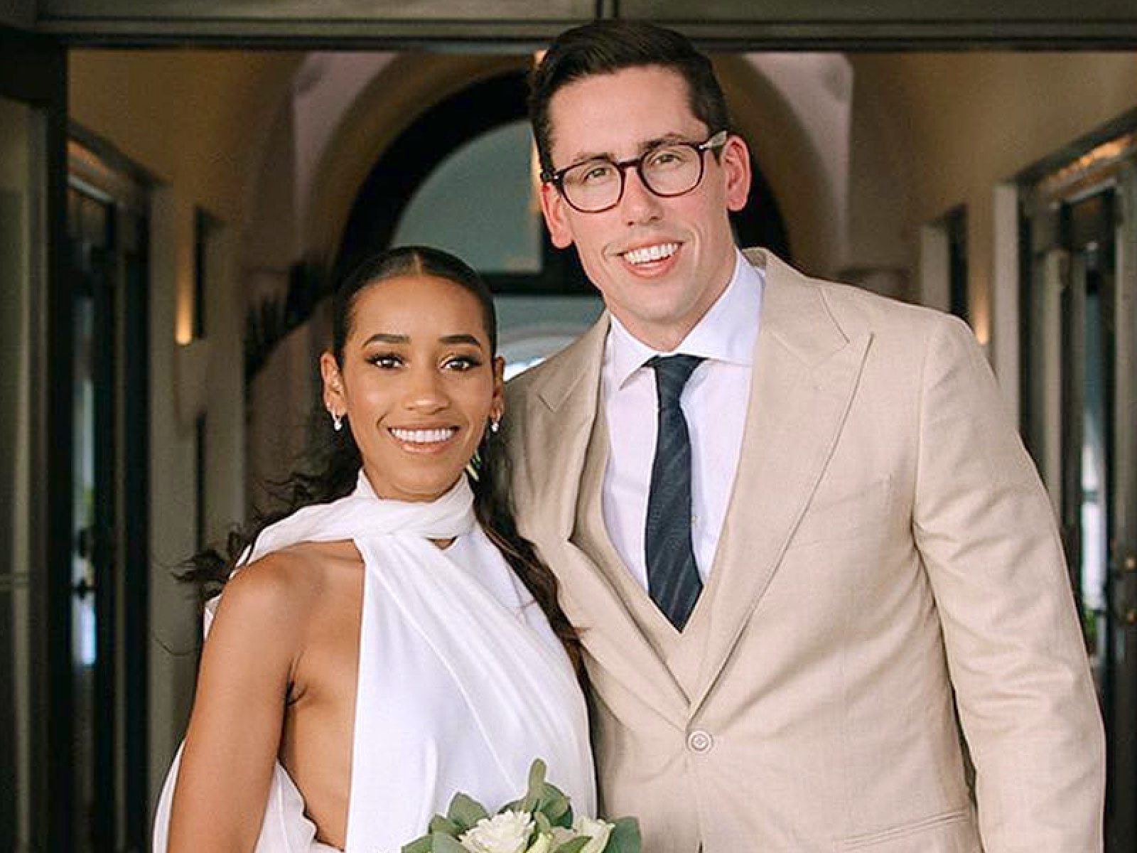 'The Bachelor' alum Seinne Fleming gets married in intimate destination ...
